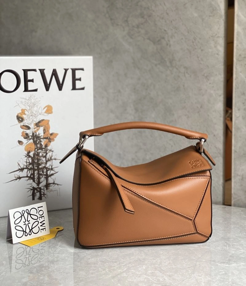 Top match Loewe Puzzle Bags