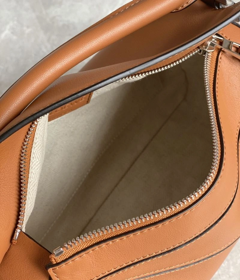 Top match Loewe Puzzle Bags