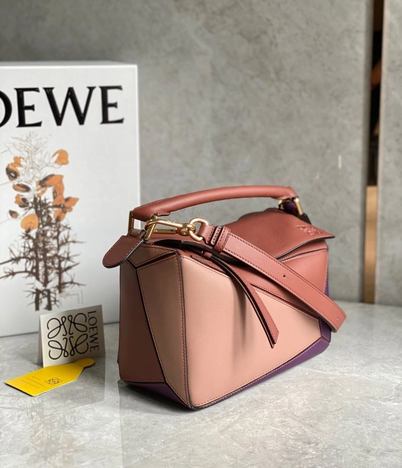 Top match Loewe Puzzle Bags