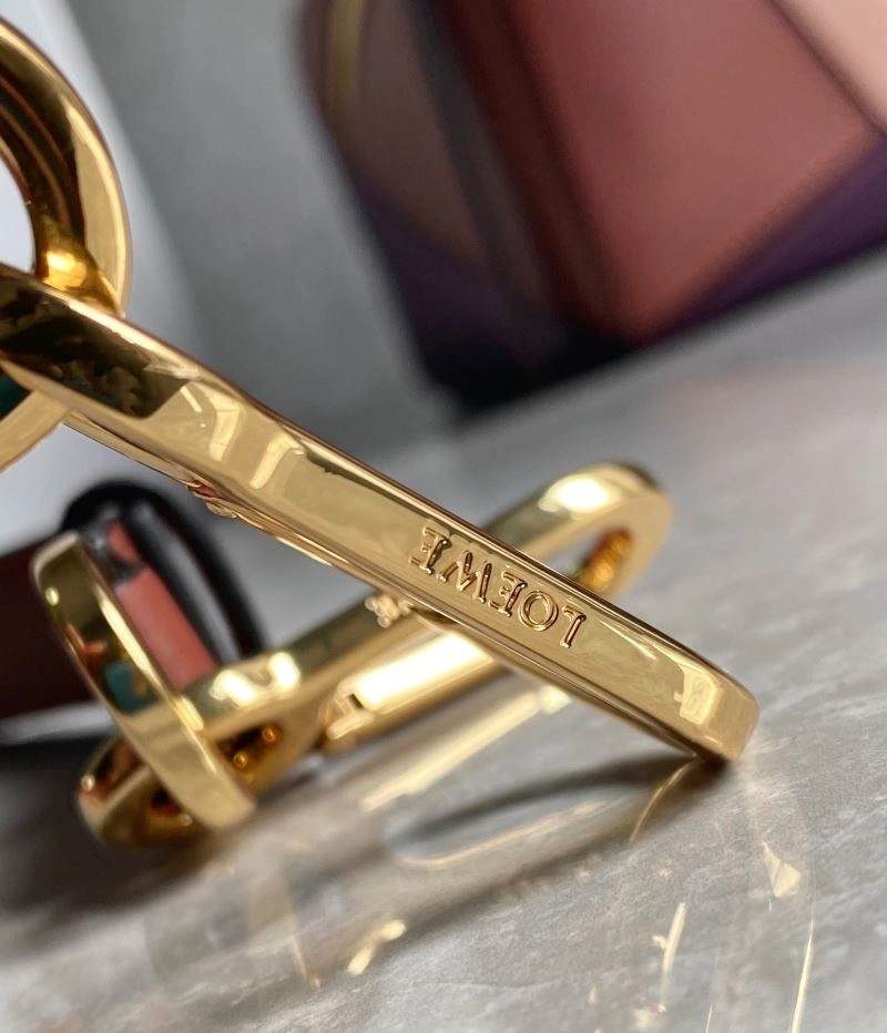 Top match Loewe Puzzle Bags