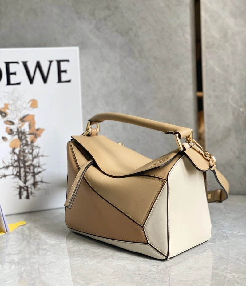 Top mirror Loewe Puzzle Bags