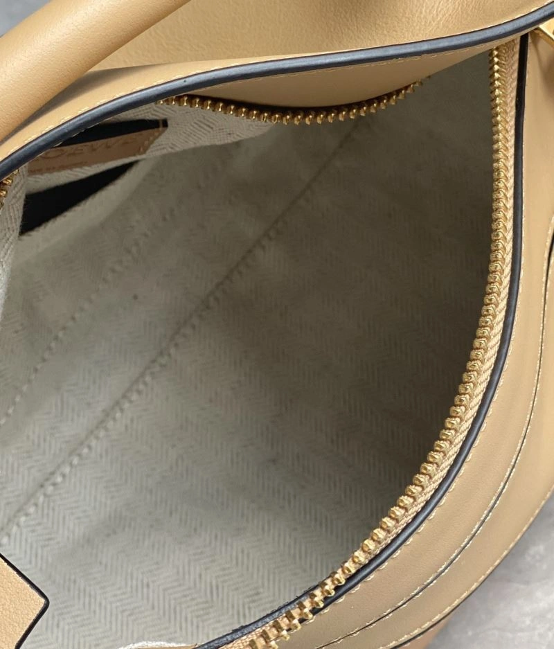 Top mirror Loewe Puzzle Bags