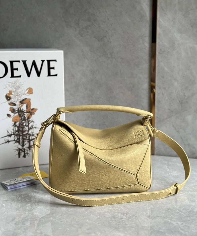 Official Loewe Puzzle Bags