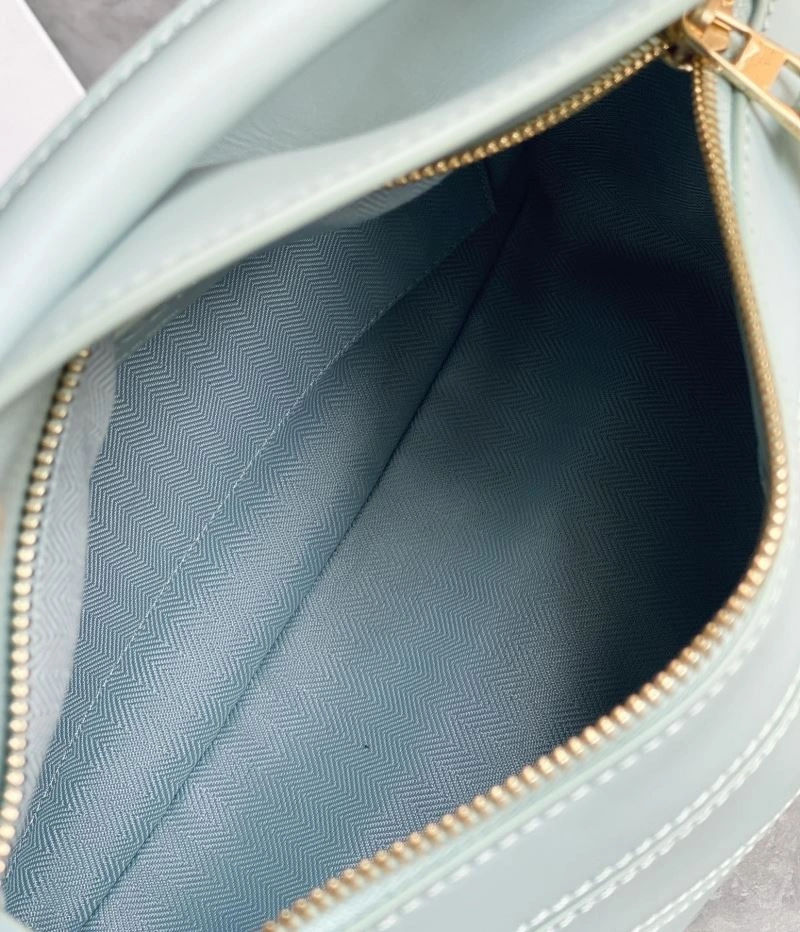 Reasonably priced Loewe Puzzle Bags