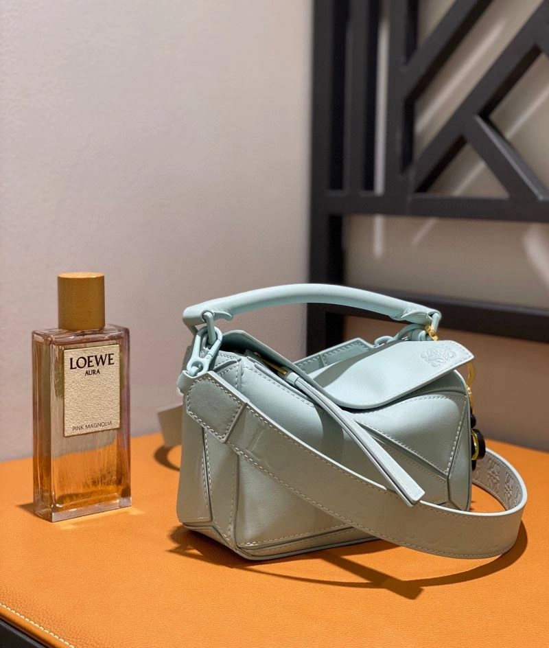 Top match Loewe Puzzle Bags