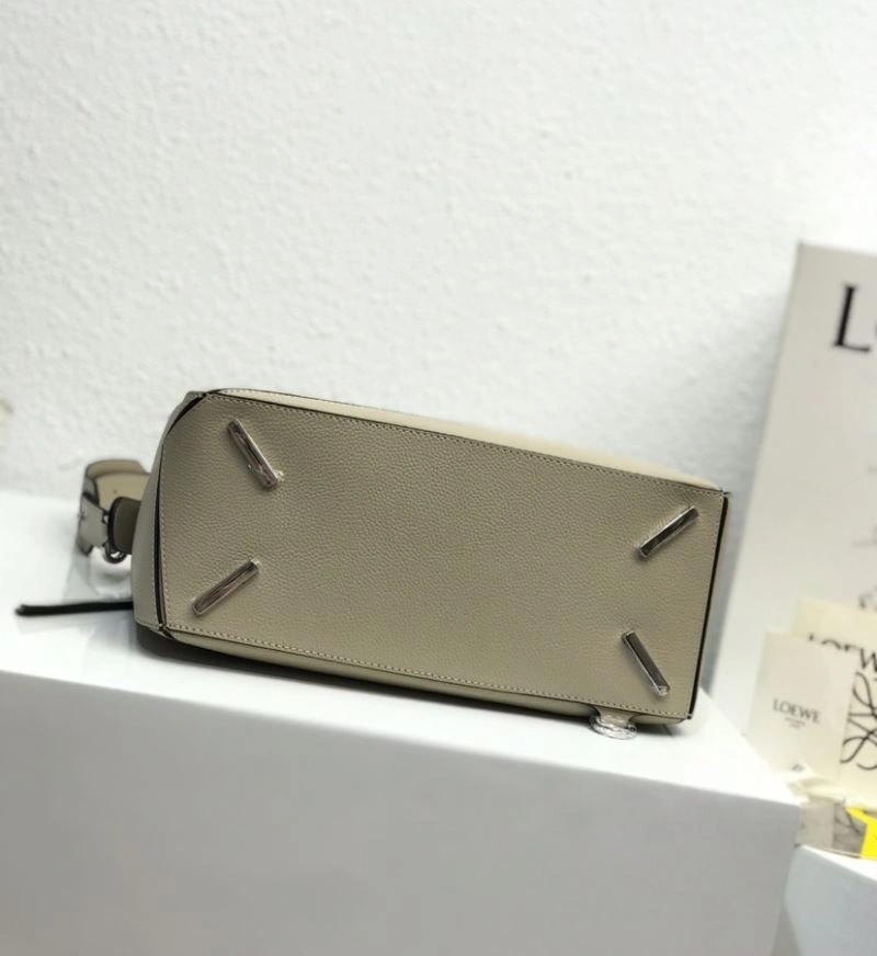 Budget-friendly Loewe Puzzle Bags