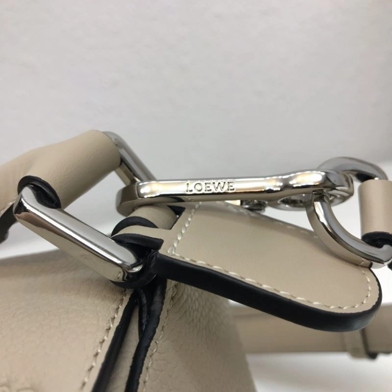 Budget-friendly Loewe Puzzle Bags