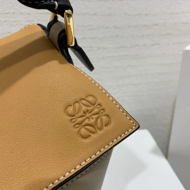 Inexpensive Loewe Puzzle Bags
