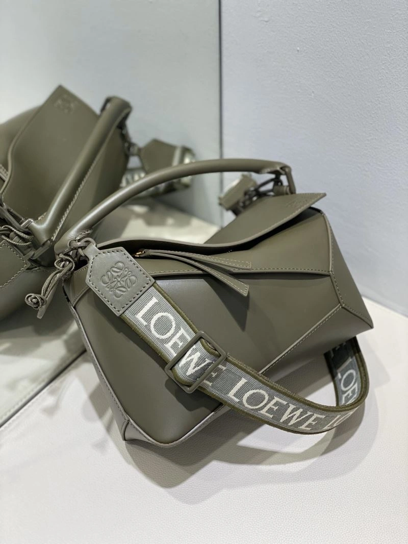 Brand-original Loewe Puzzle Bags