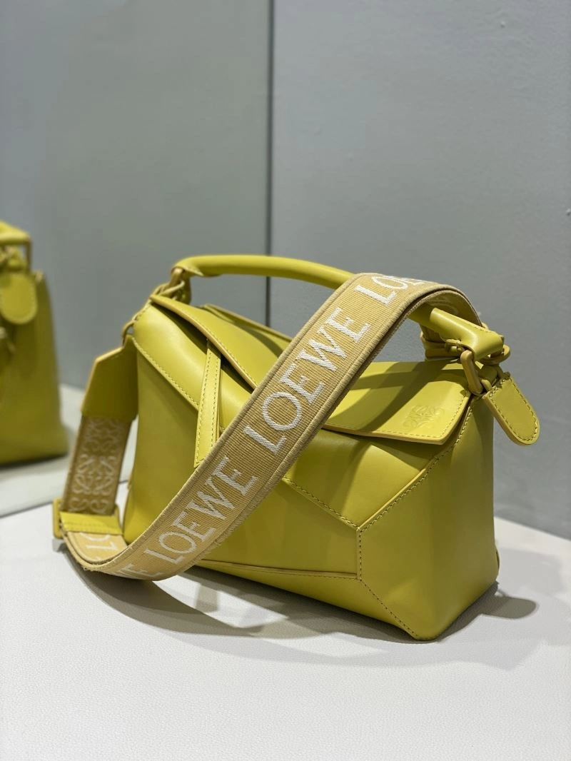 Affordable Loewe Puzzle Bags