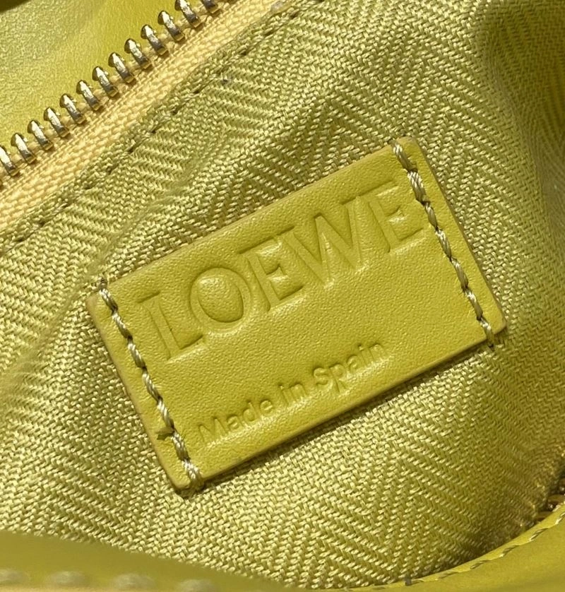 Affordable Loewe Puzzle Bags