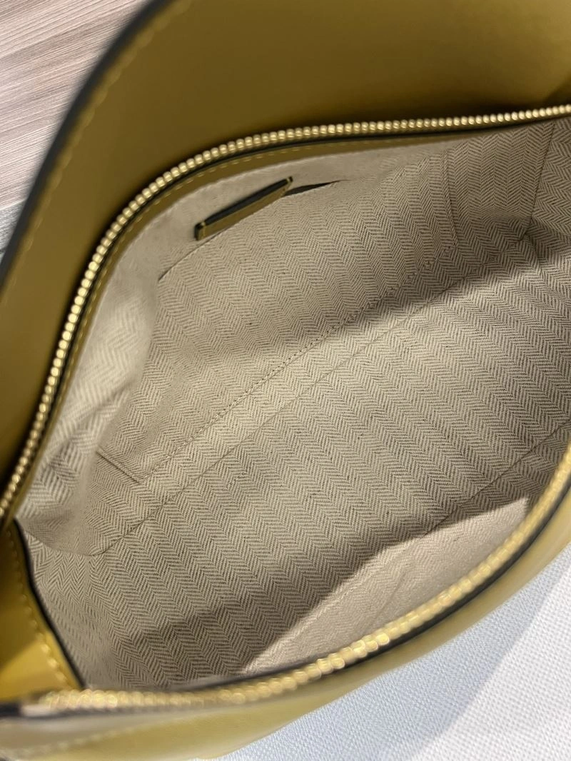 Reasonably priced Loewe Puzzle Bags