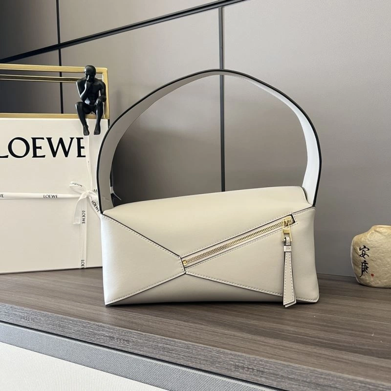 High fidelity Loewe Puzzle Bags