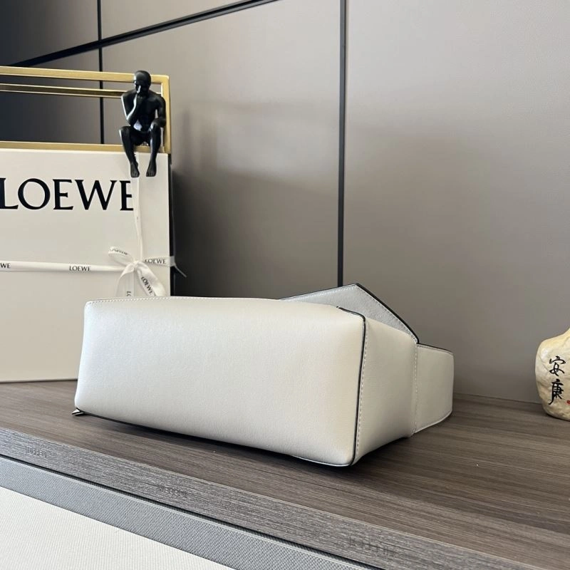 High fidelity Loewe Puzzle Bags
