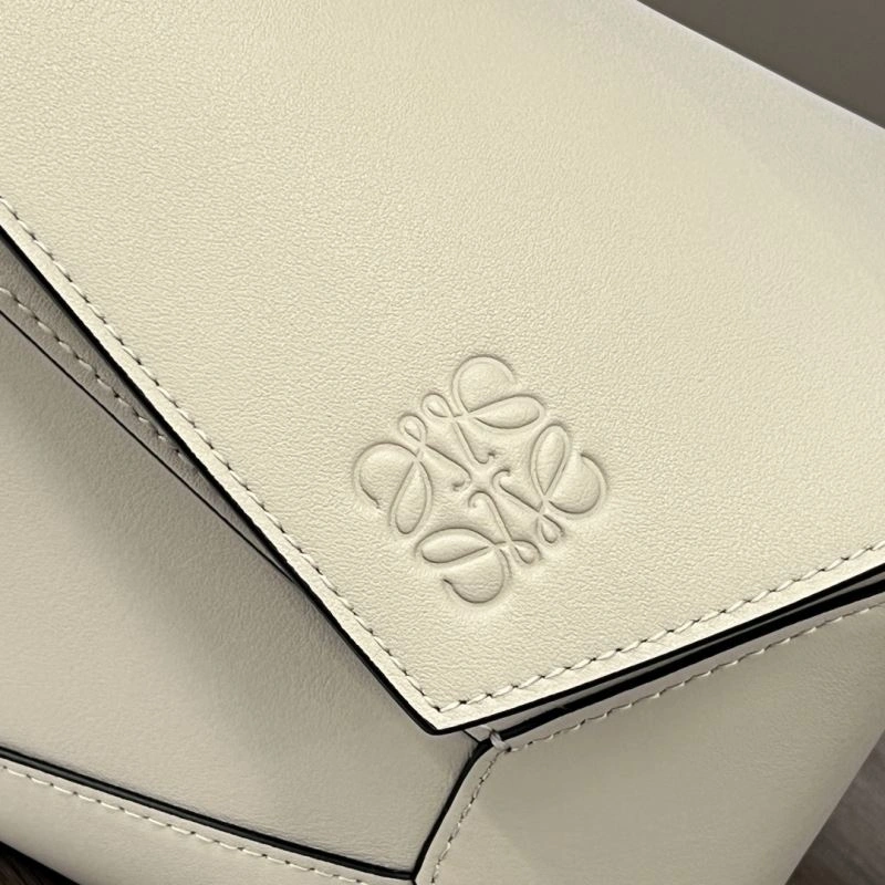 High fidelity Loewe Puzzle Bags