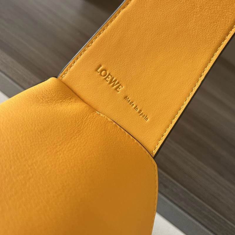 Reasonably priced Loewe Puzzle Bags