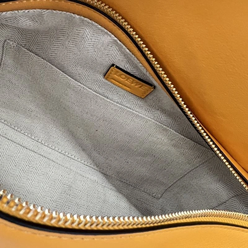 Reasonably priced Loewe Puzzle Bags