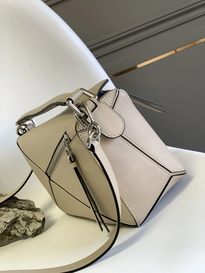 Bargain Loewe Puzzle Bags