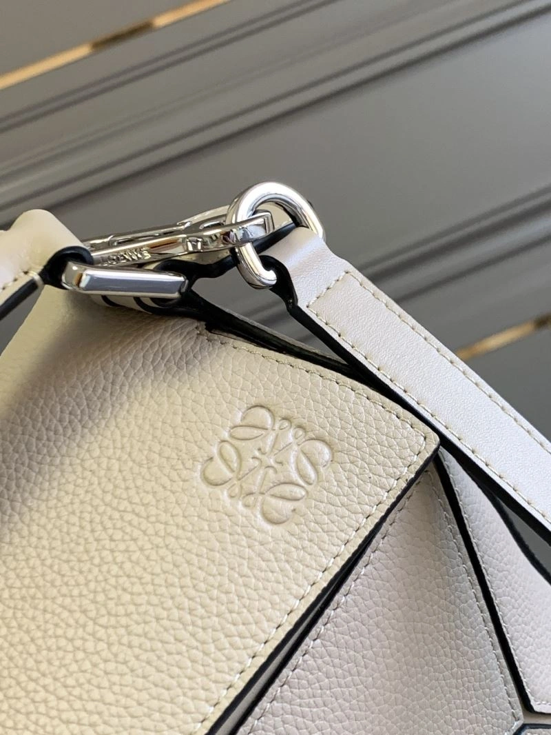 Bargain Loewe Puzzle Bags