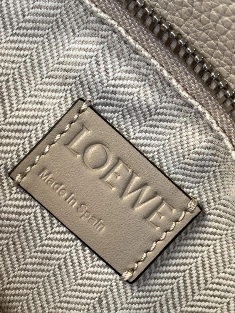 Bargain Loewe Puzzle Bags
