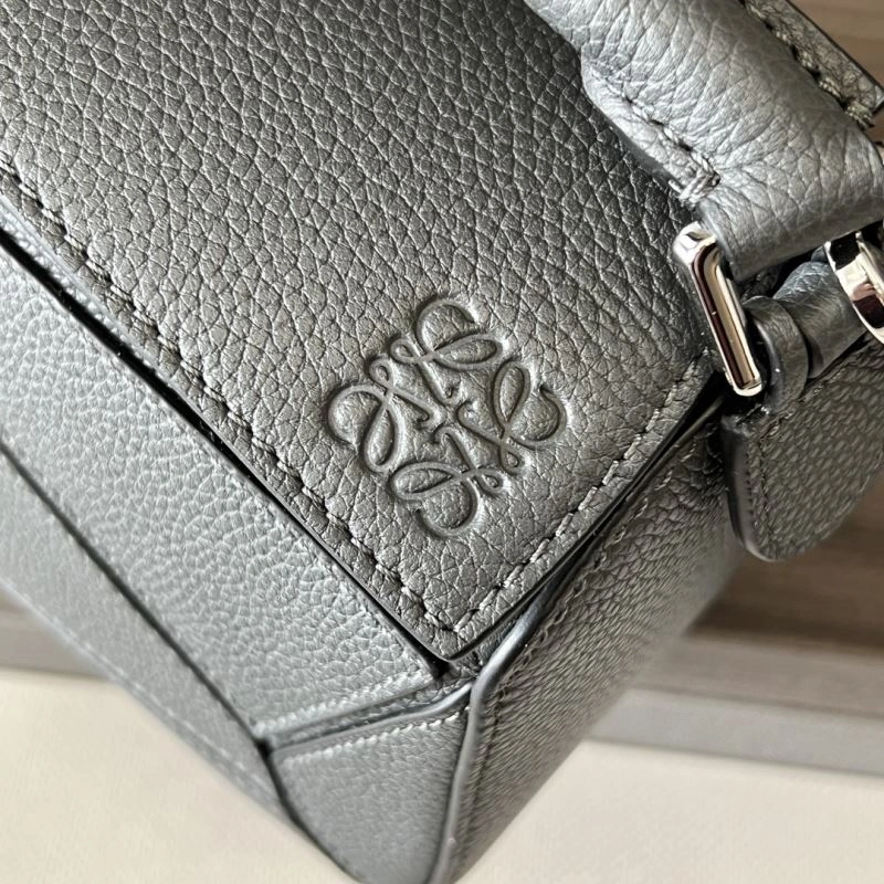 Reasonably priced Loewe Puzzle Bags
