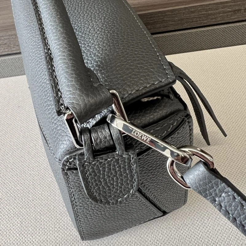 Reasonably priced Loewe Puzzle Bags