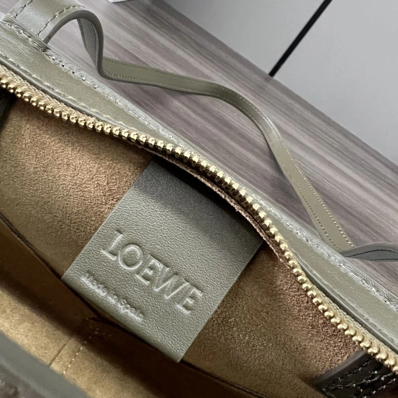 Affordable Loewe Puzzle Bags