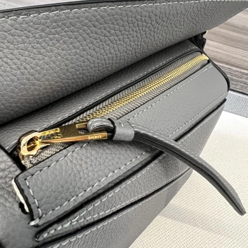 Bargain Loewe Puzzle Bags