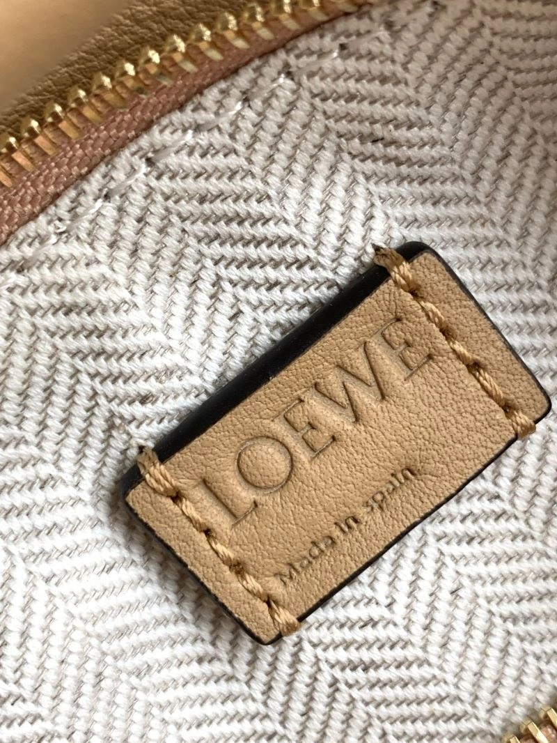 Affordable Loewe Puzzle Bags