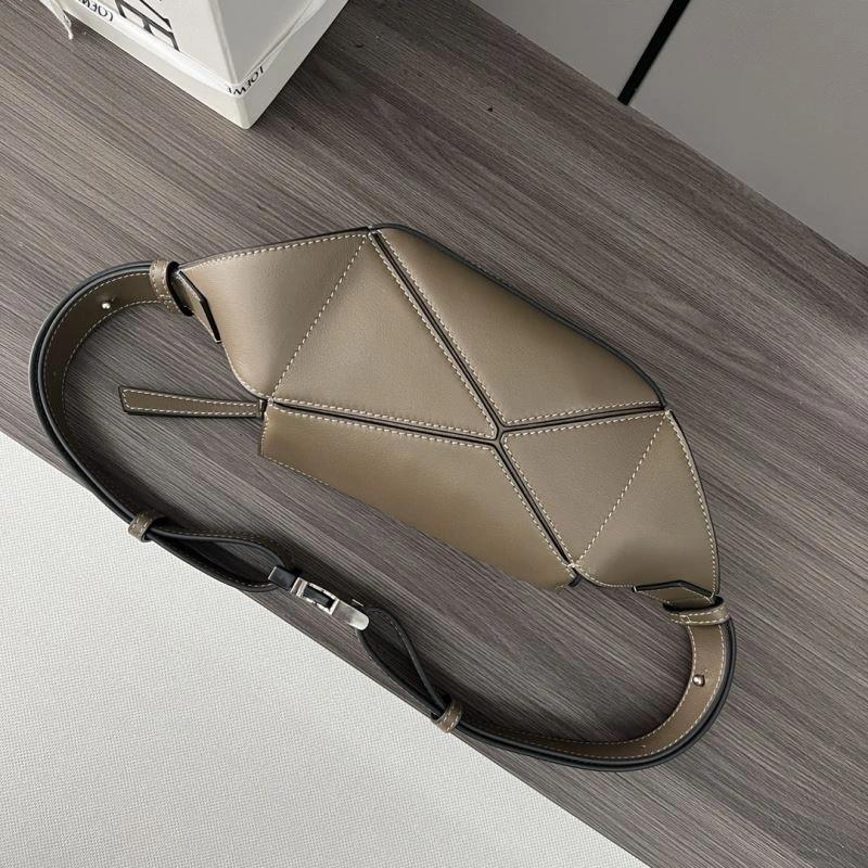 Inexpensive Loewe Puzzle Bags