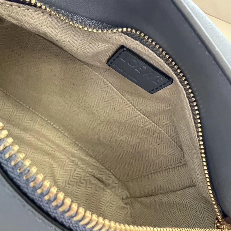 Bargain Loewe Puzzle Bags