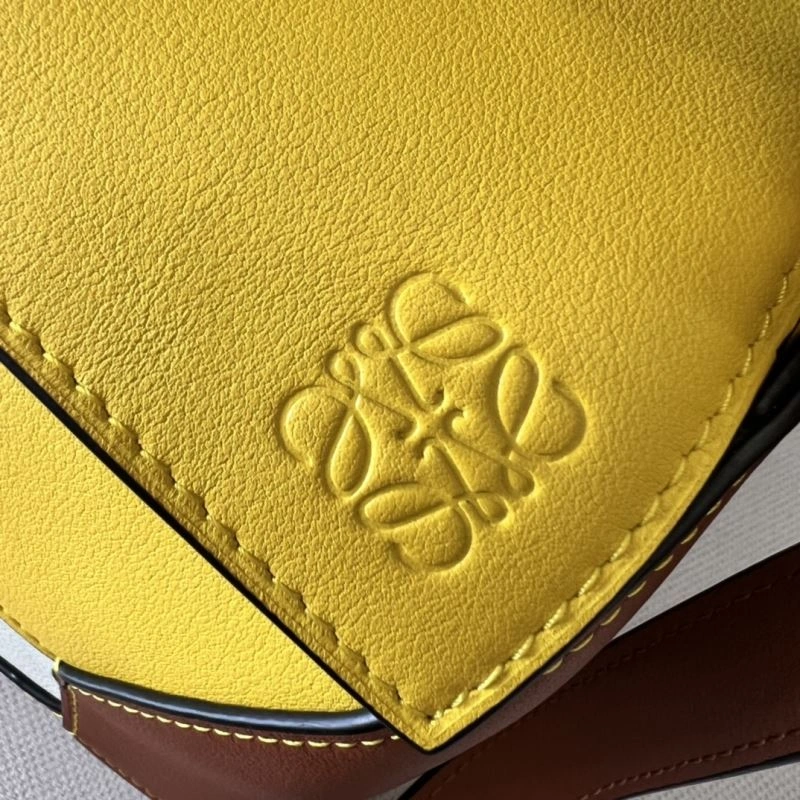 Bargain Loewe Puzzle Bags