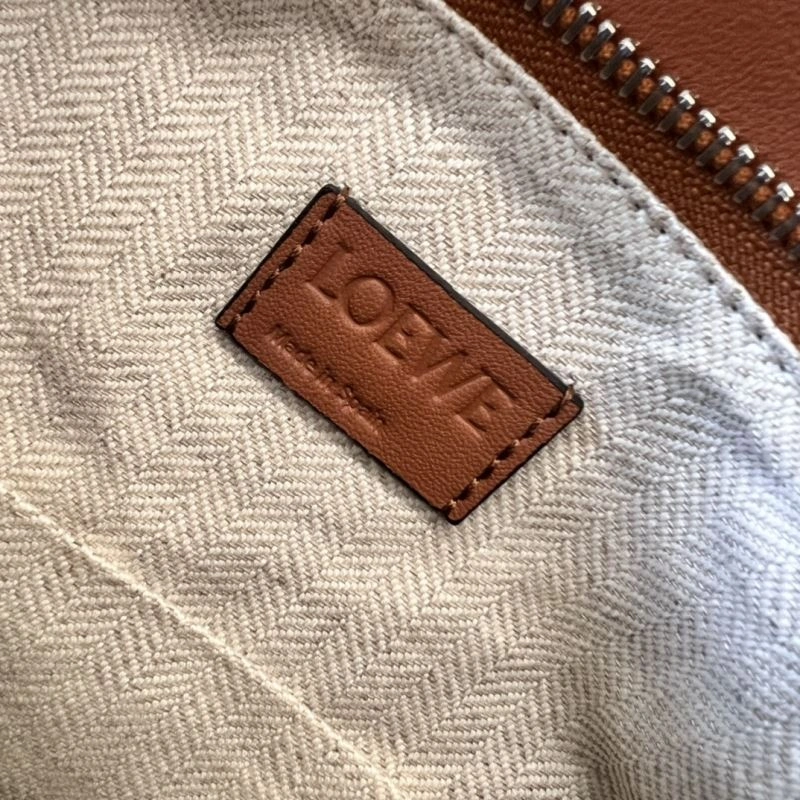 Reasonably priced Loewe Puzzle Bags