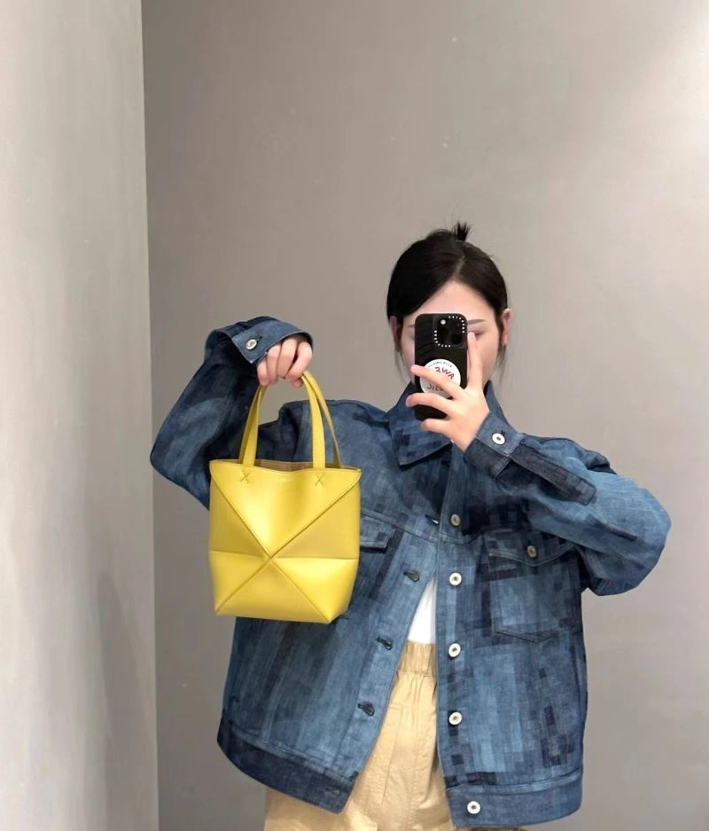 Bargain Loewe Puzzle Bags
