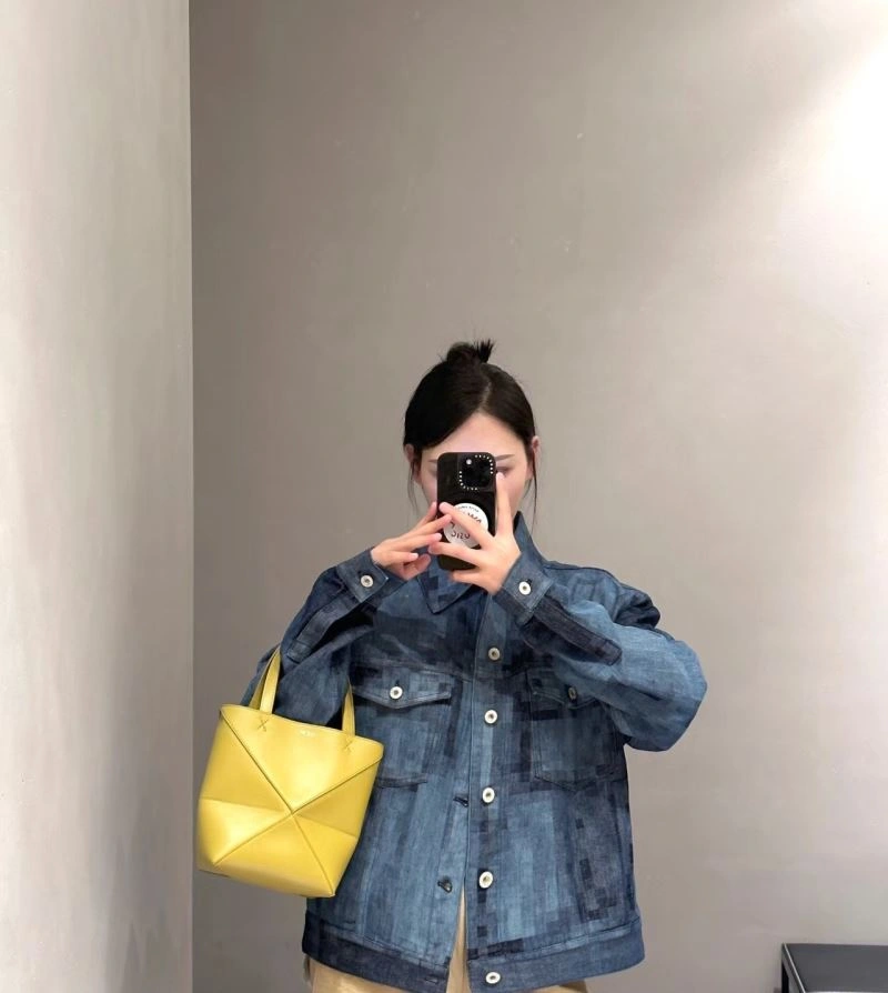 Bargain Loewe Puzzle Bags
