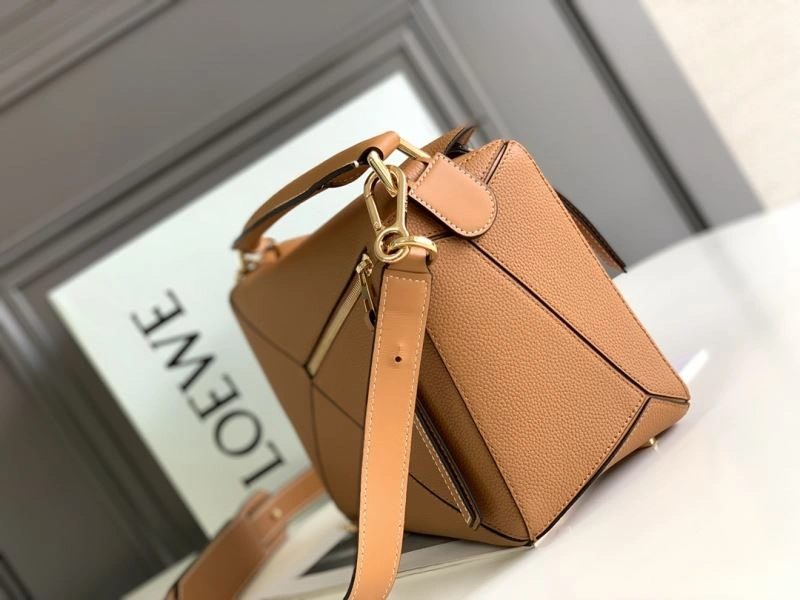 Top match Loewe Puzzle Bags