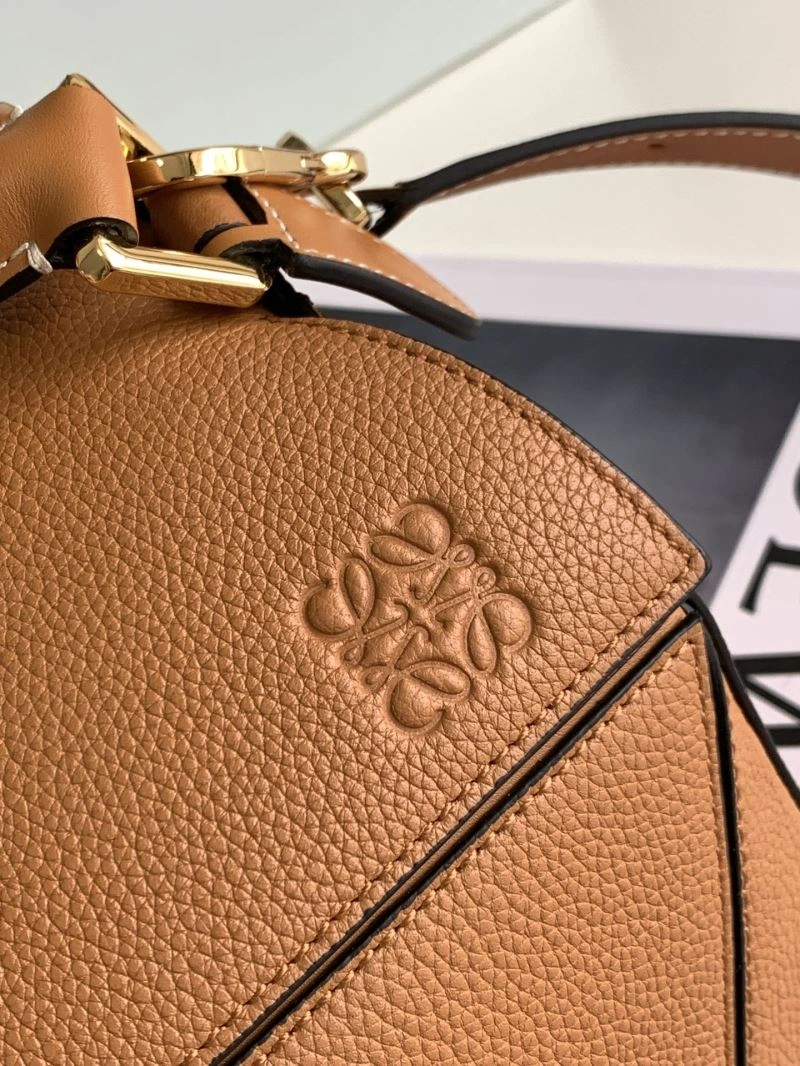 Top match Loewe Puzzle Bags
