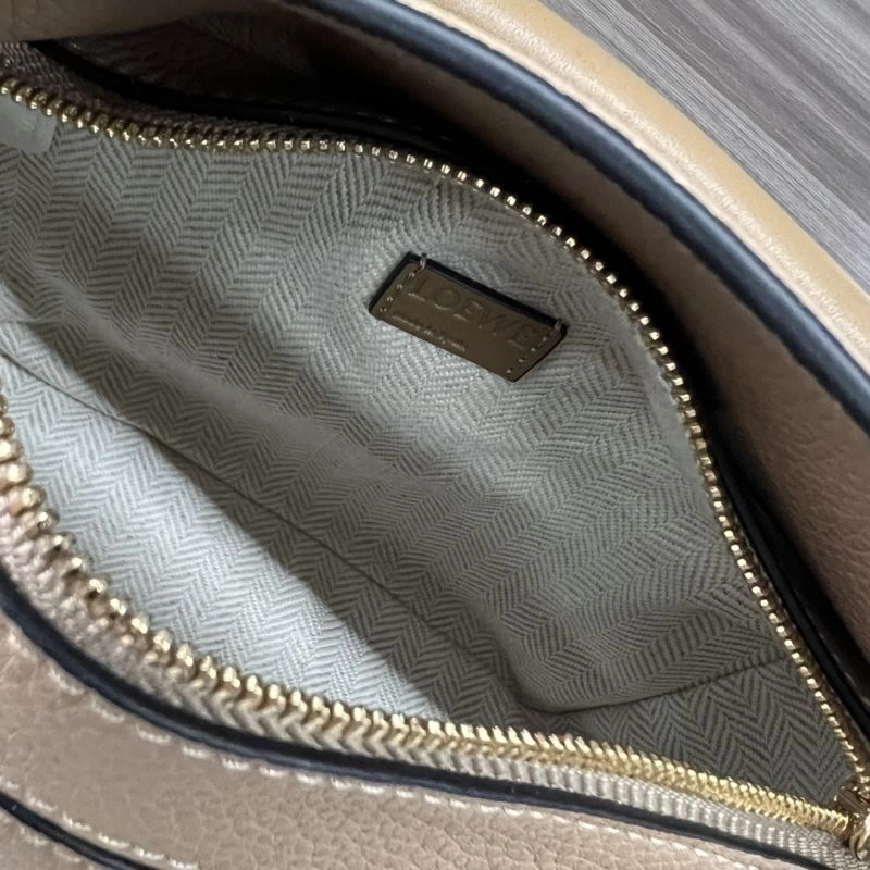 High accuracy Loewe Puzzle Bags