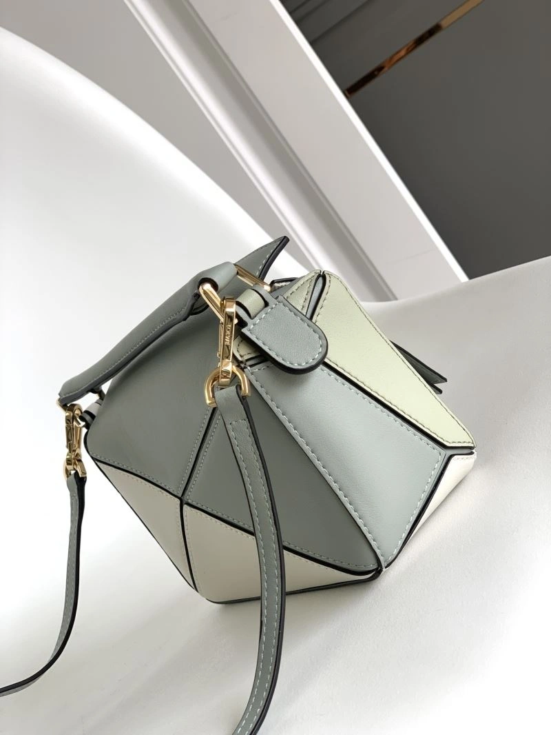 Bargain Loewe Puzzle Bags