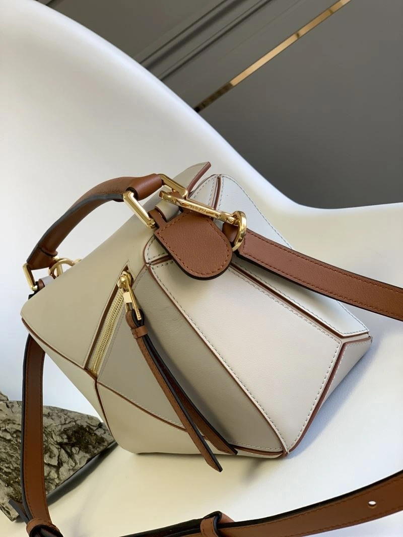 Cut-rate Loewe Puzzle Bags