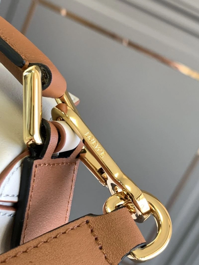 Cut-rate Loewe Puzzle Bags