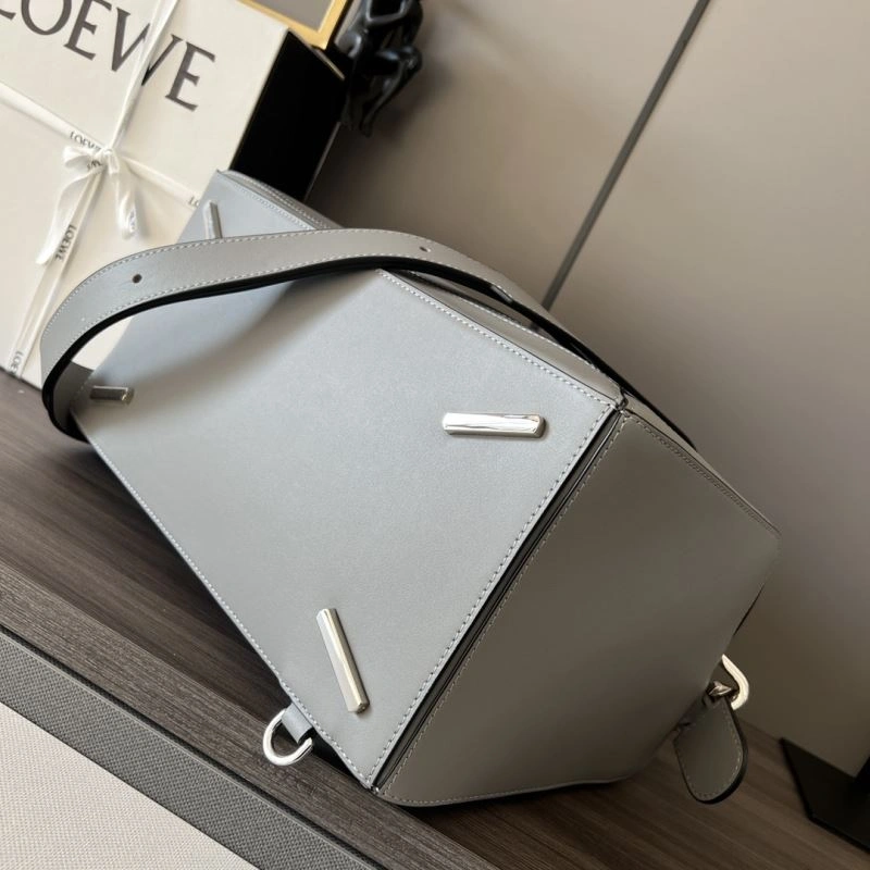 High fidelity Loewe Puzzle Bags