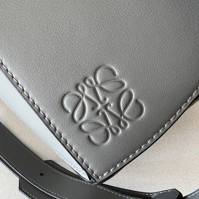 High fidelity Loewe Puzzle Bags
