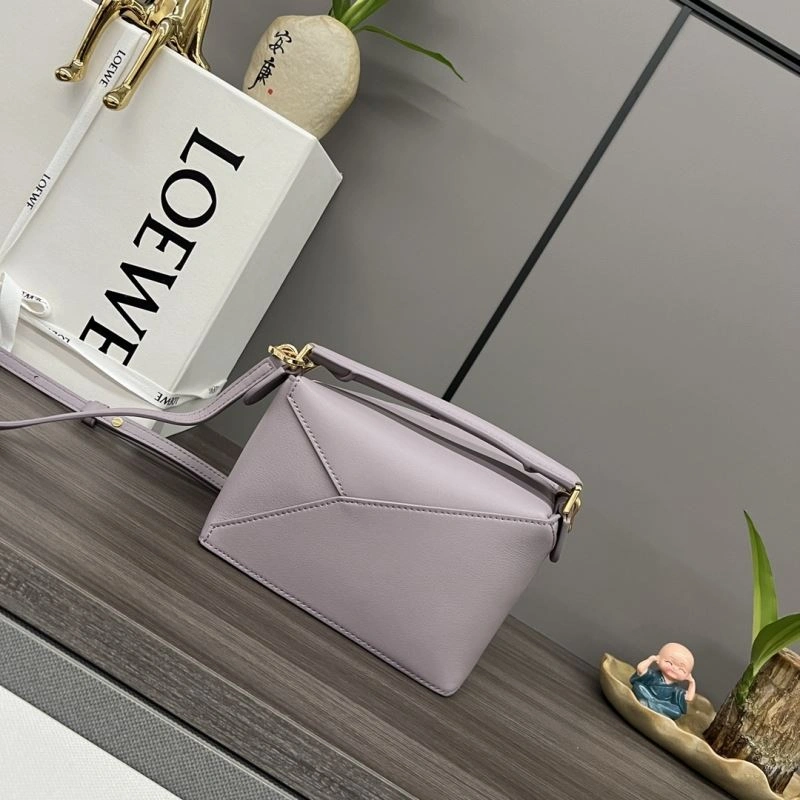 Cut-rate Loewe Puzzle Bags