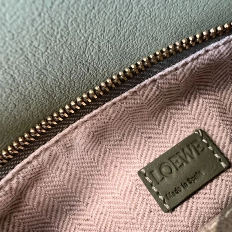 Precise copy Loewe Puzzle Bags