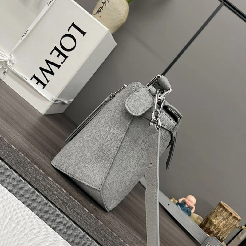 Top mirror Loewe Puzzle Bags