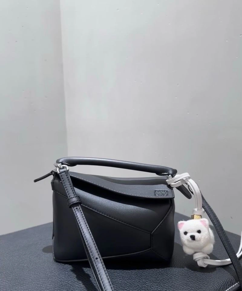 Precise copy Loewe Puzzle Bags