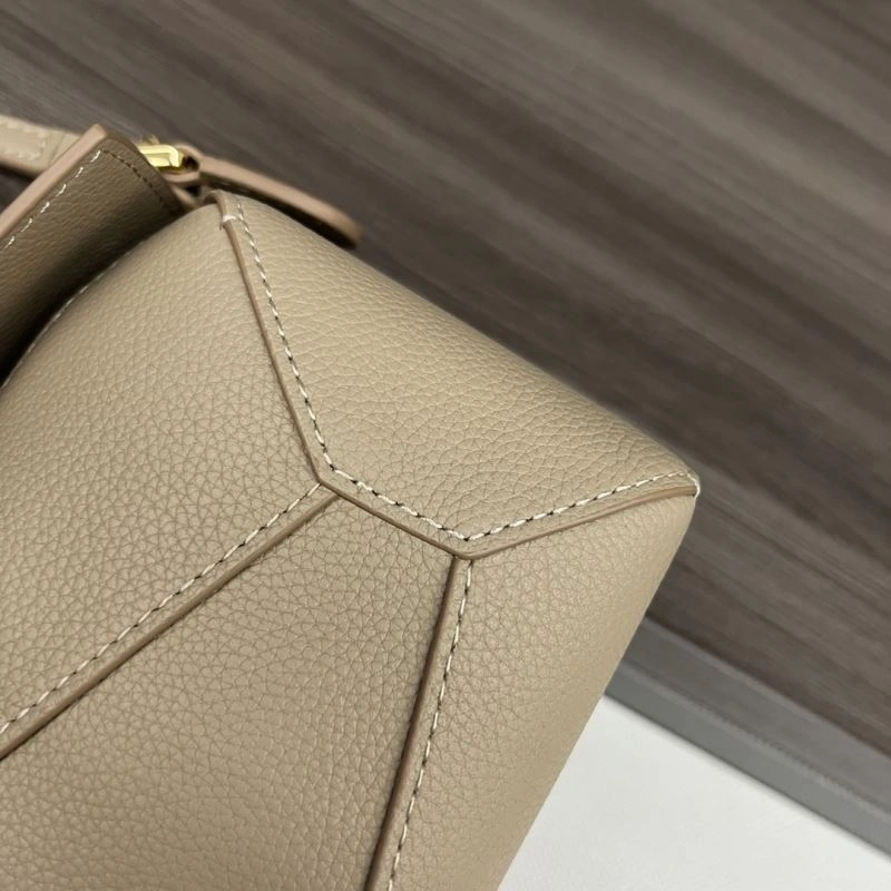 Top mirror Loewe Puzzle Bags