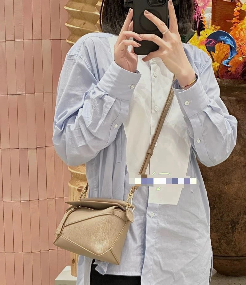 Top mirror Loewe Puzzle Bags