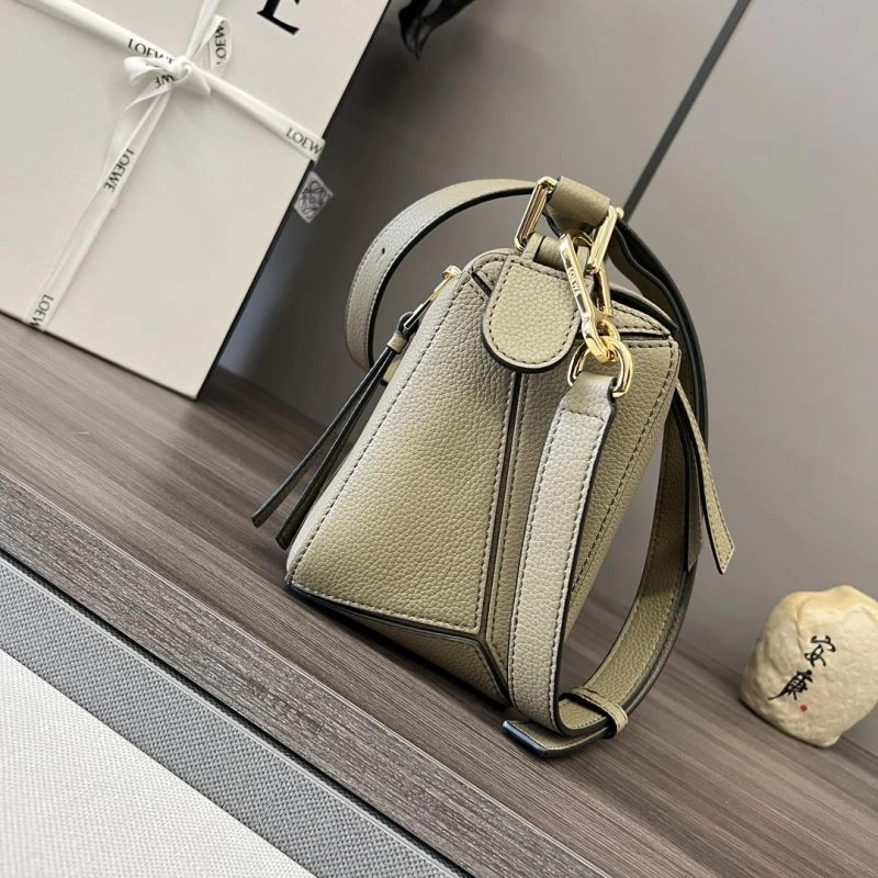 Brand-original Loewe Puzzle Bags